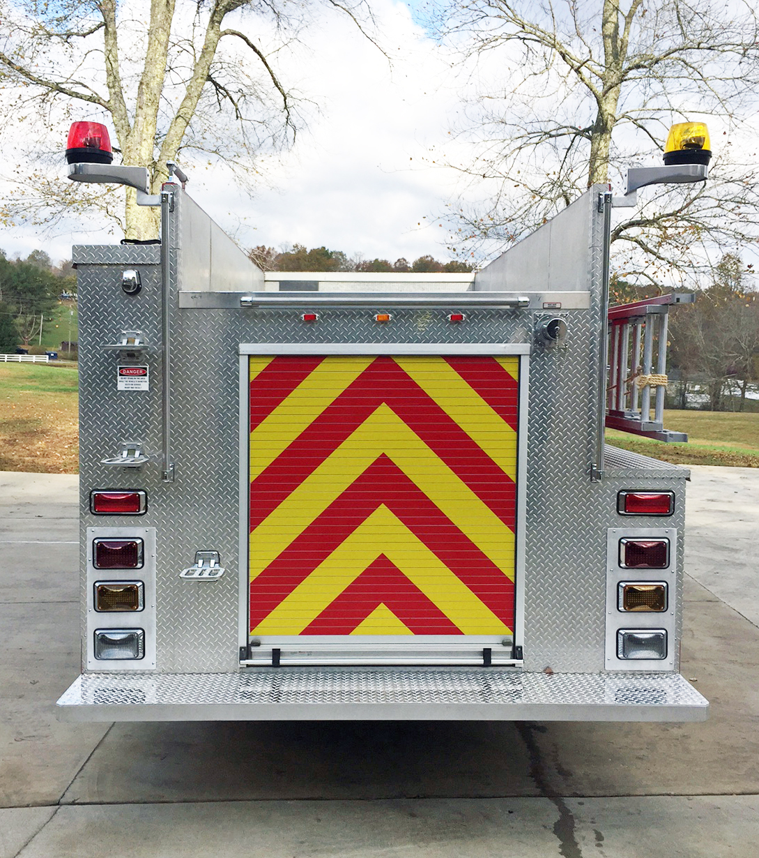 2006 GMC 1250 GPM pumper - Adirondack Fire Equipment website