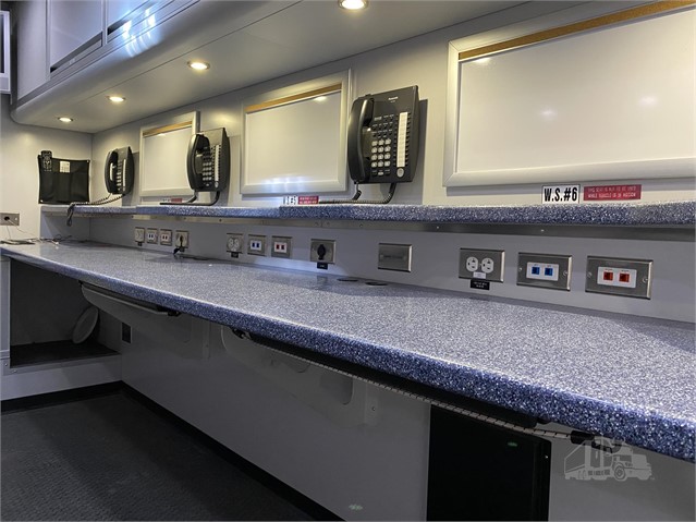 2005 Pierce Lance Command Center - Adirondack Fire Equipment website