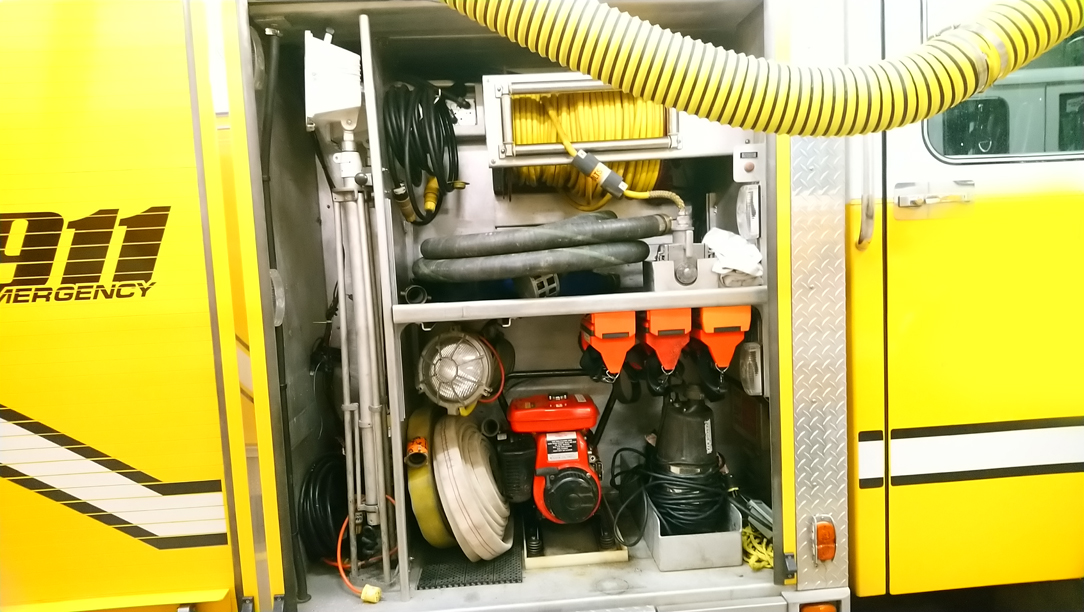 1993 Spartan/ Saulsbury walk-in rescue with command center- Great Value ...