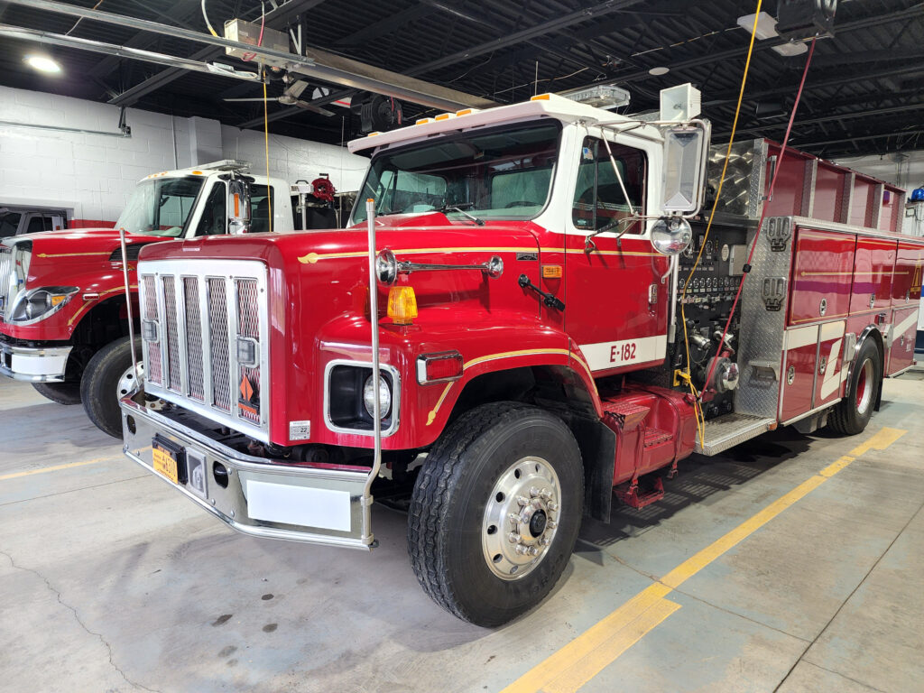 2001 International / 4 Guys 1500 GPM pumper/ tanker - Adirondack Fire ...