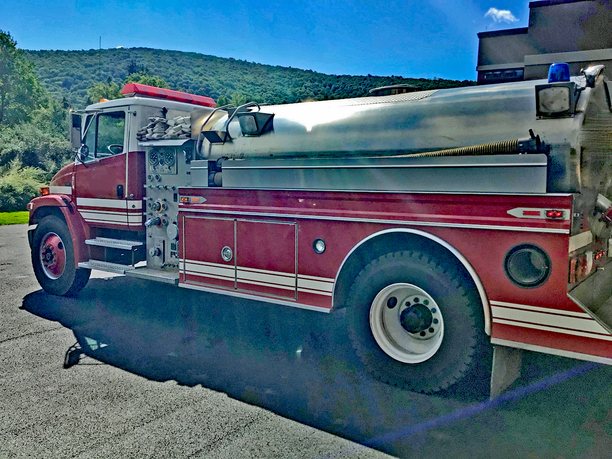 1994 Elliptical S & S 2250 gallon pumper/ tanker for sale - Adirondack ...