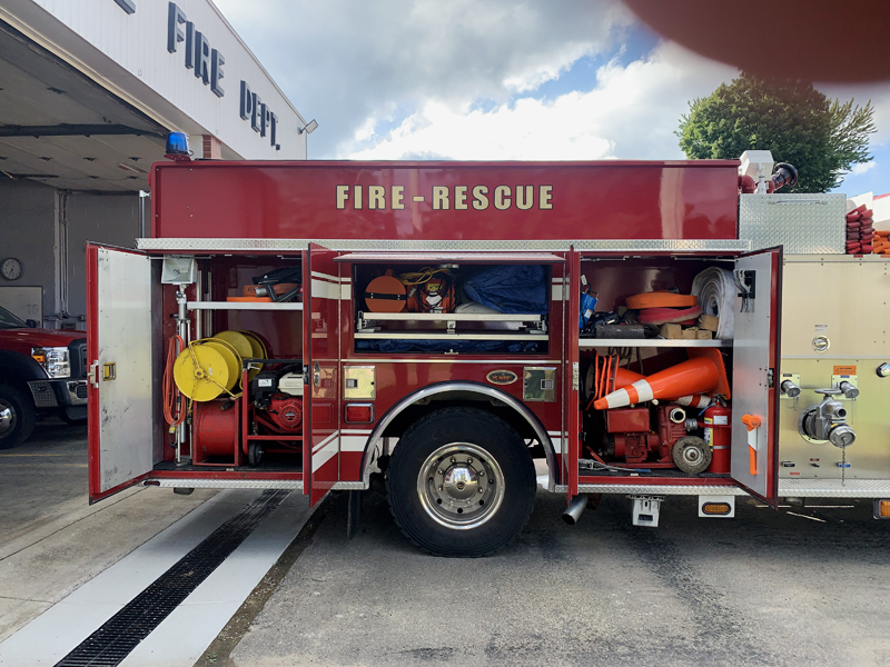 2004 KME pumper - Adirondack Fire Equipment website