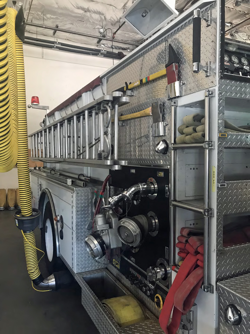 1992 Pierce Dash 1500 GPM pumper that looks good for it's age ! OFFERS ...
