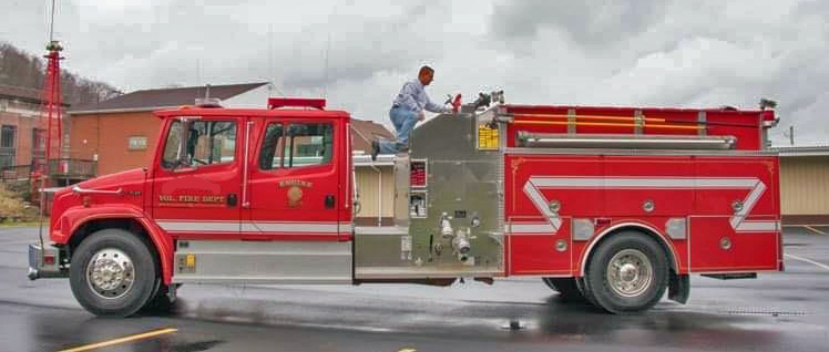 1995 4 Guys 1250 GPM pumper - 1,000 gallon poly tank - Adirondack Fire ...