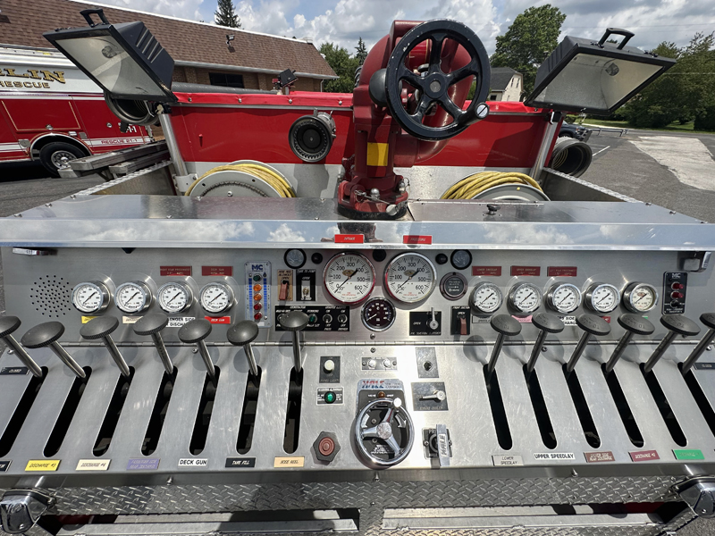 1993 KME pumper - Adirondack Fire Equipment website